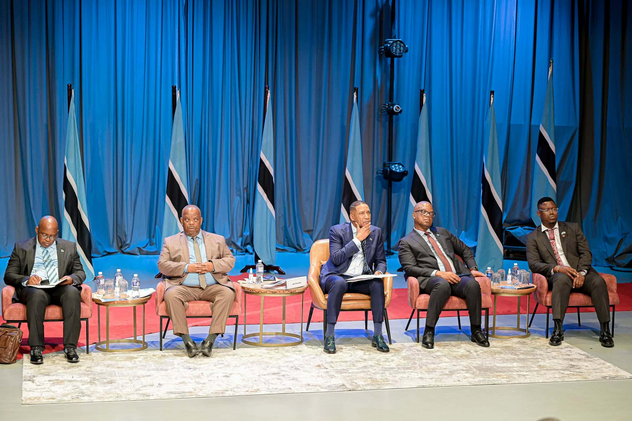 He taahiraa whakatau tā Botswana ki te whakatū i tētahi Kōti Ture - Ngā ...