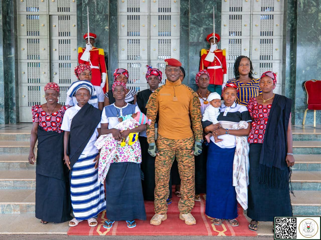 Burkina Faso: Na haar besoek aan die presidensiële paleis word 'n vrou ...